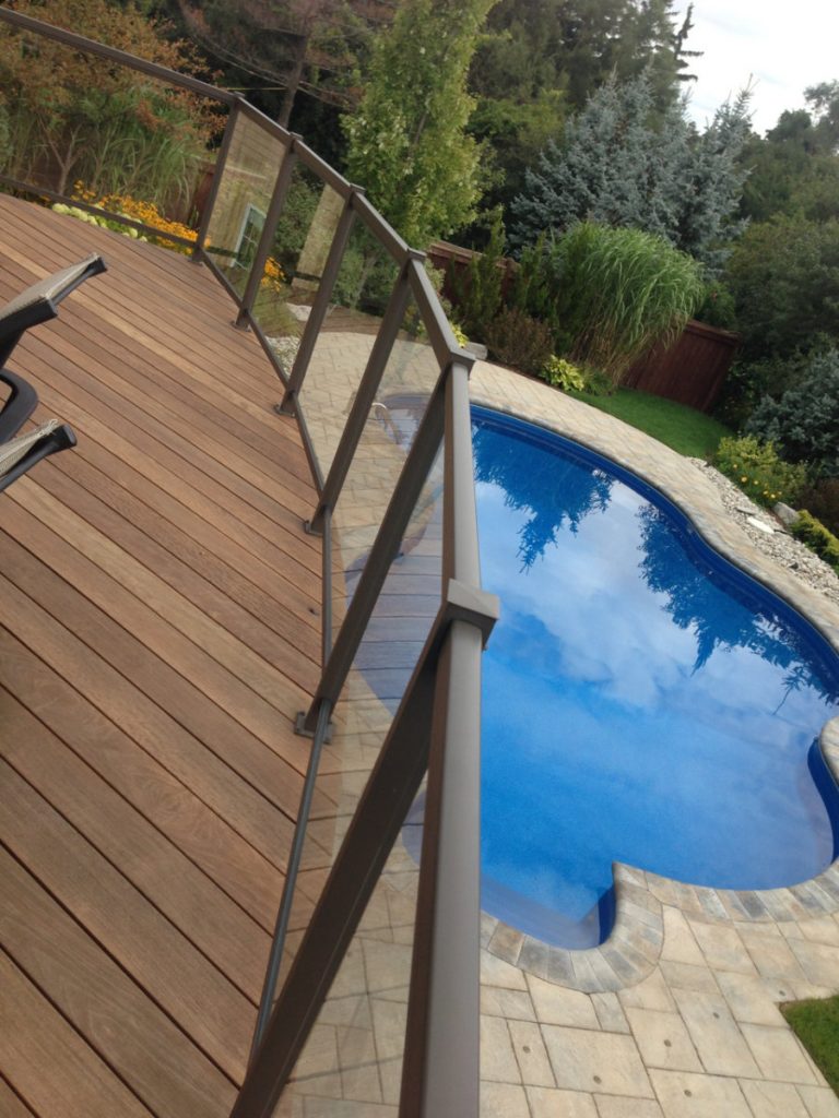 Premium Fencing Products in Saskatoon - Oasis Outdoor Products