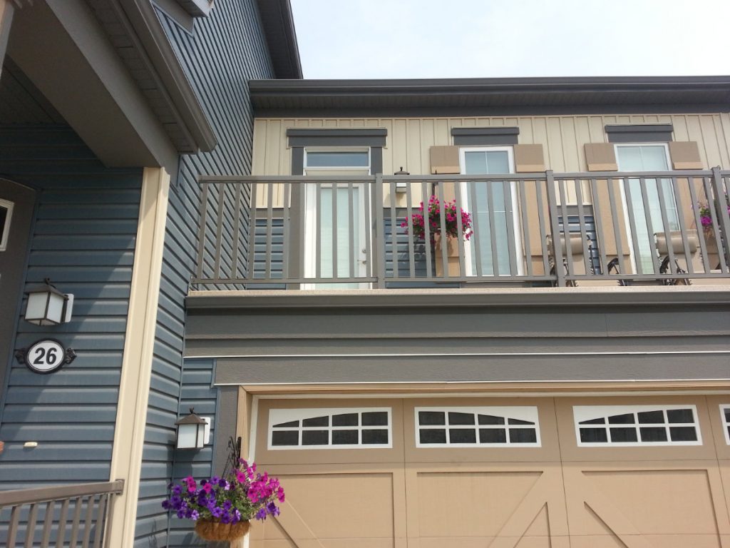 Premium Fencing Products in Saskatoon - Oasis Outdoor Products